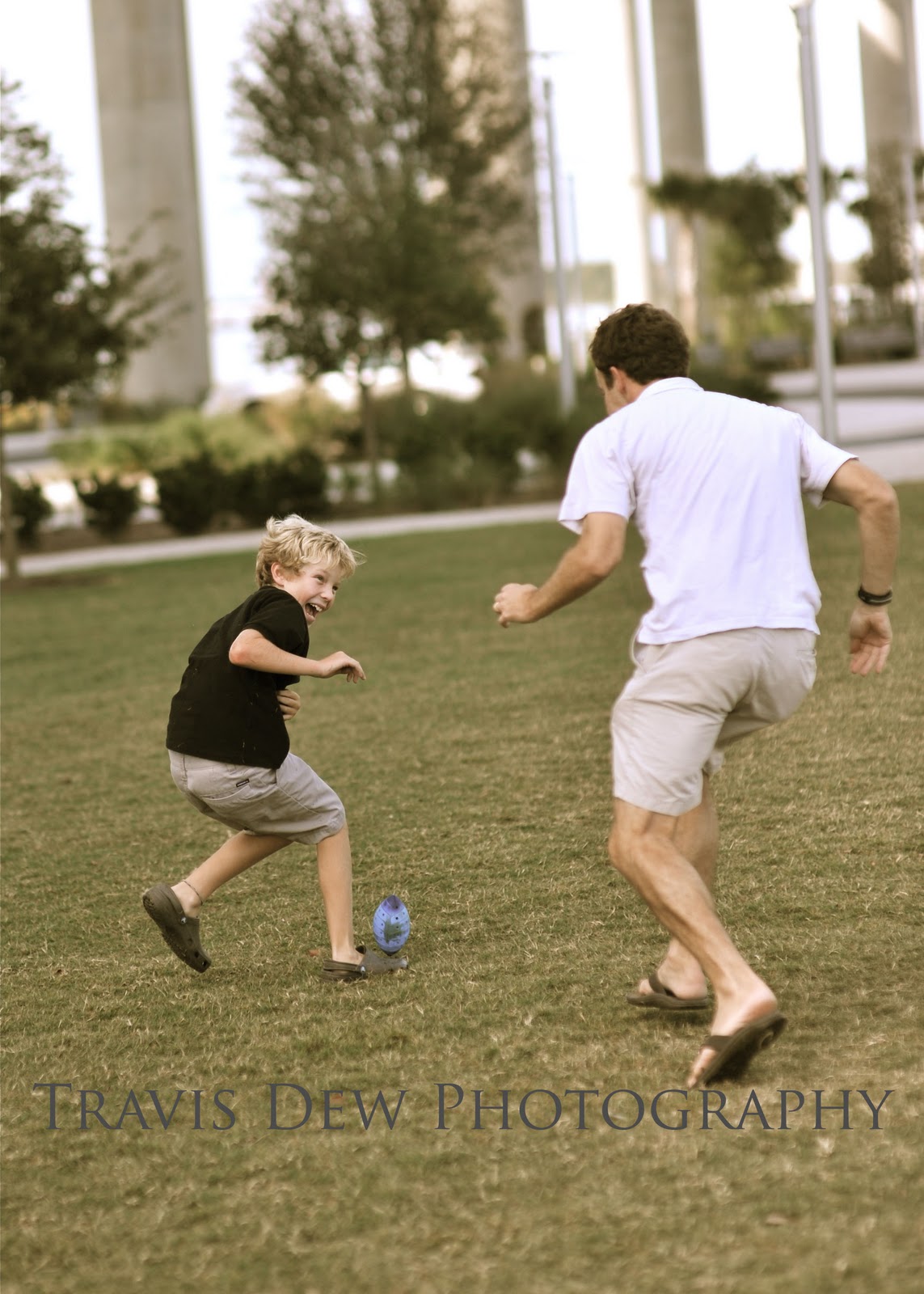 Travis Dew Photography Blog: The WEDGIE.....is back!