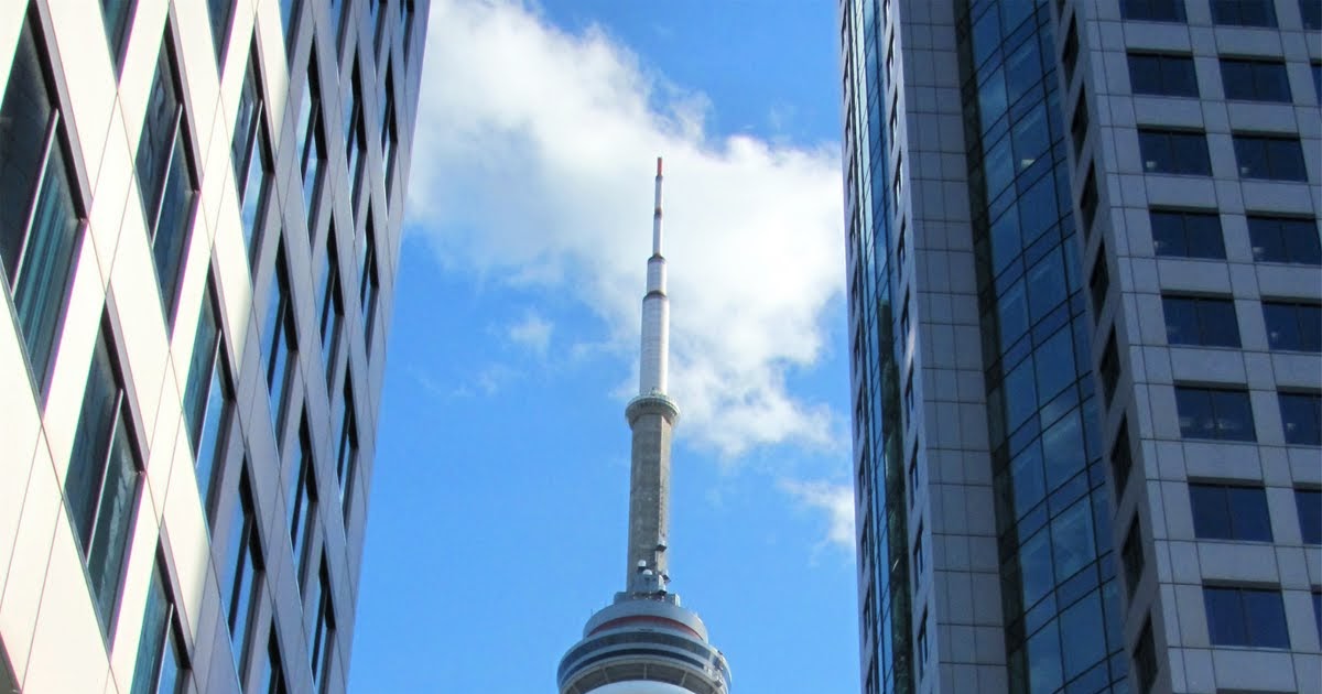 The World of Gord: A Gord's Eye View of Toronto - The CN Tower