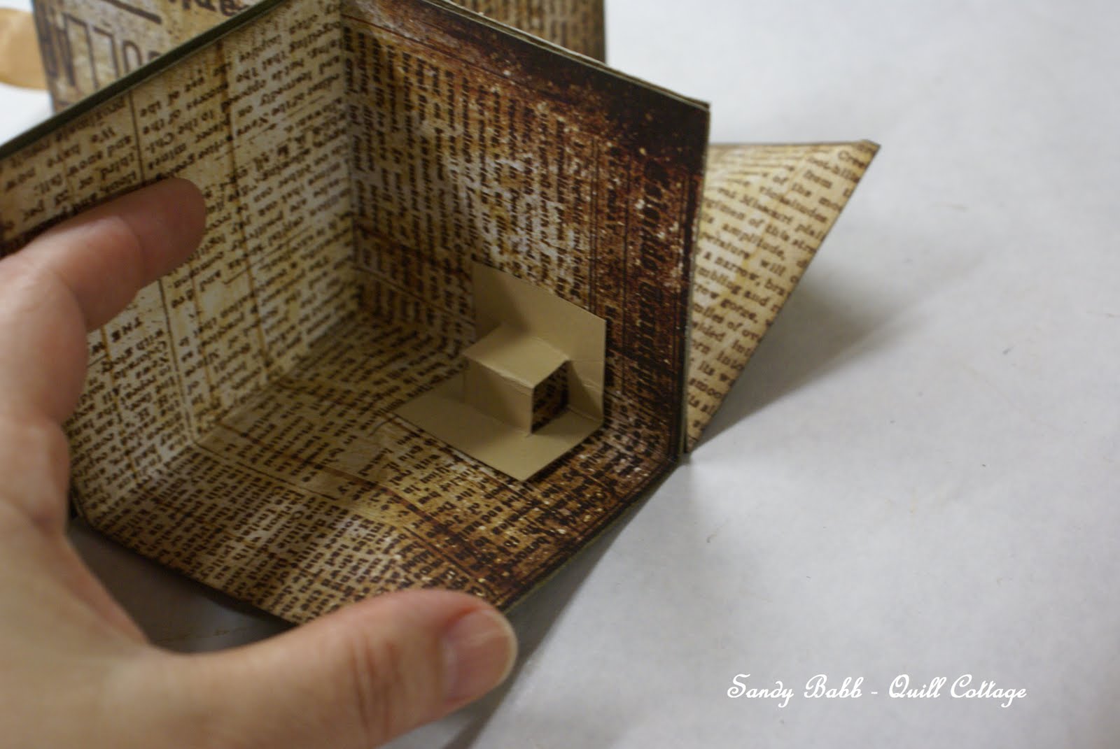 Quill Cottage: POP UP BOOK TUTORIAL...