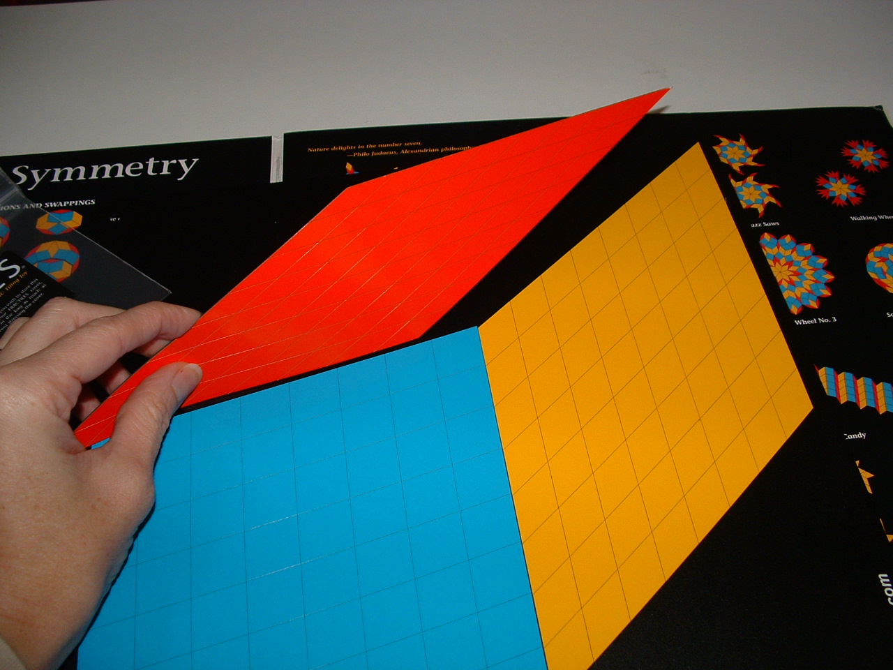 Sara's Toy Box: Fractiles-7 Review and Giveaway from Toys and Games Online