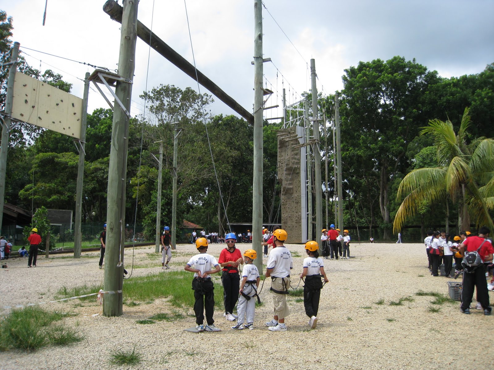 Adventure and Sports in Singapore: Hang in there!