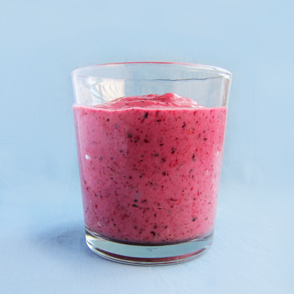 Forty Weeks: Drink: Mixed Berry Smoothie