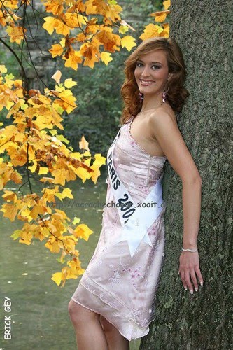 Miss Paris 2009 Kelly Bochenko decrowned because of her nude photos ...