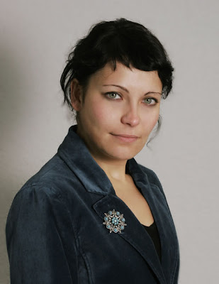 Love for Creativity: Thirty-Two Kilos by Ivonne Thein