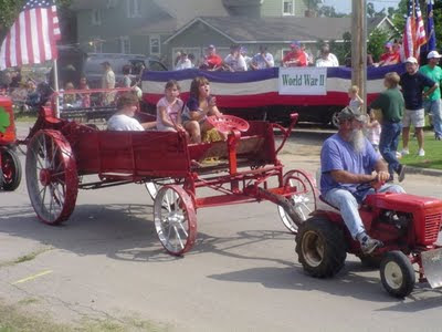 The HeART of Words: I Love a Parade...Chapman style!