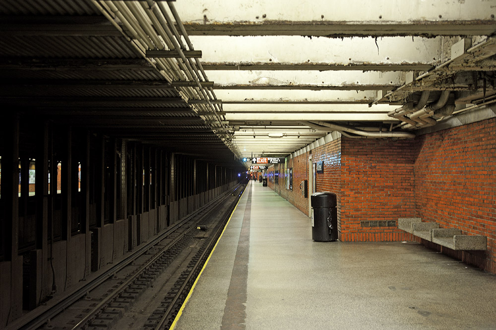 Jim Hamstra: New York City Subway at Night