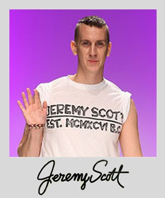 THE FASHION DESIGNER