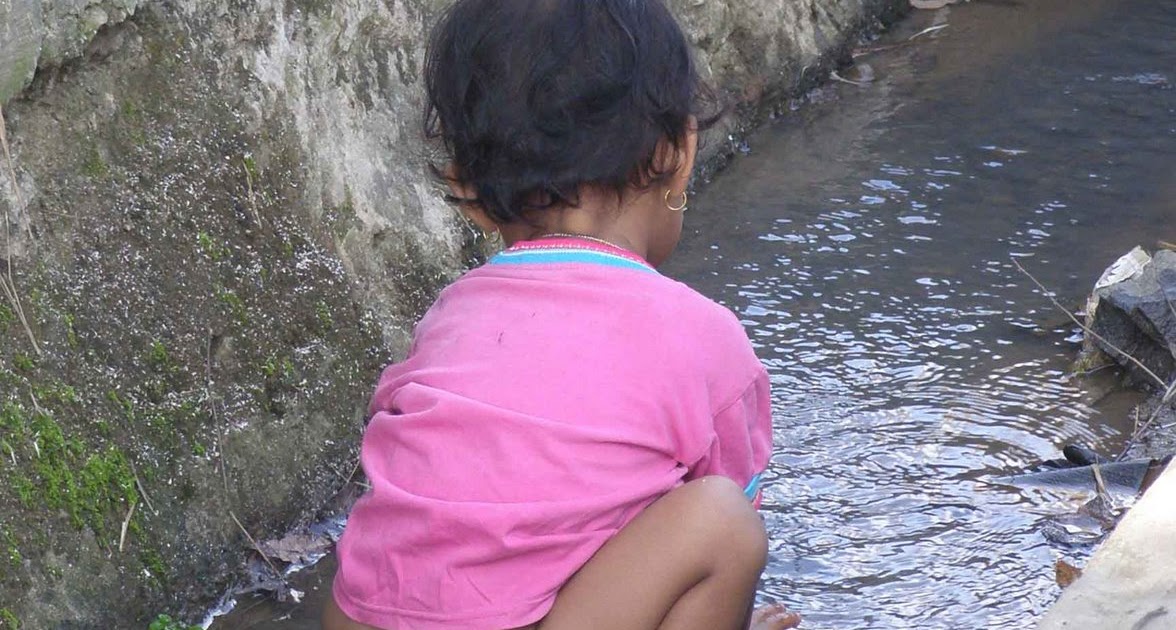 Kriyamedia: Buang Tinja, Urusan Pribadi Masalah Bersama