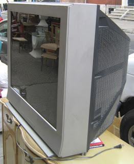 Uhuru Furniture & Collectibles: 2001 Sony Trinitron Flat Screen TV - SOLD