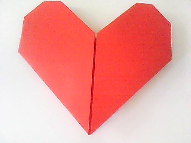 TODO ESO Y MUCHO MÁS: "Corazones de papel"