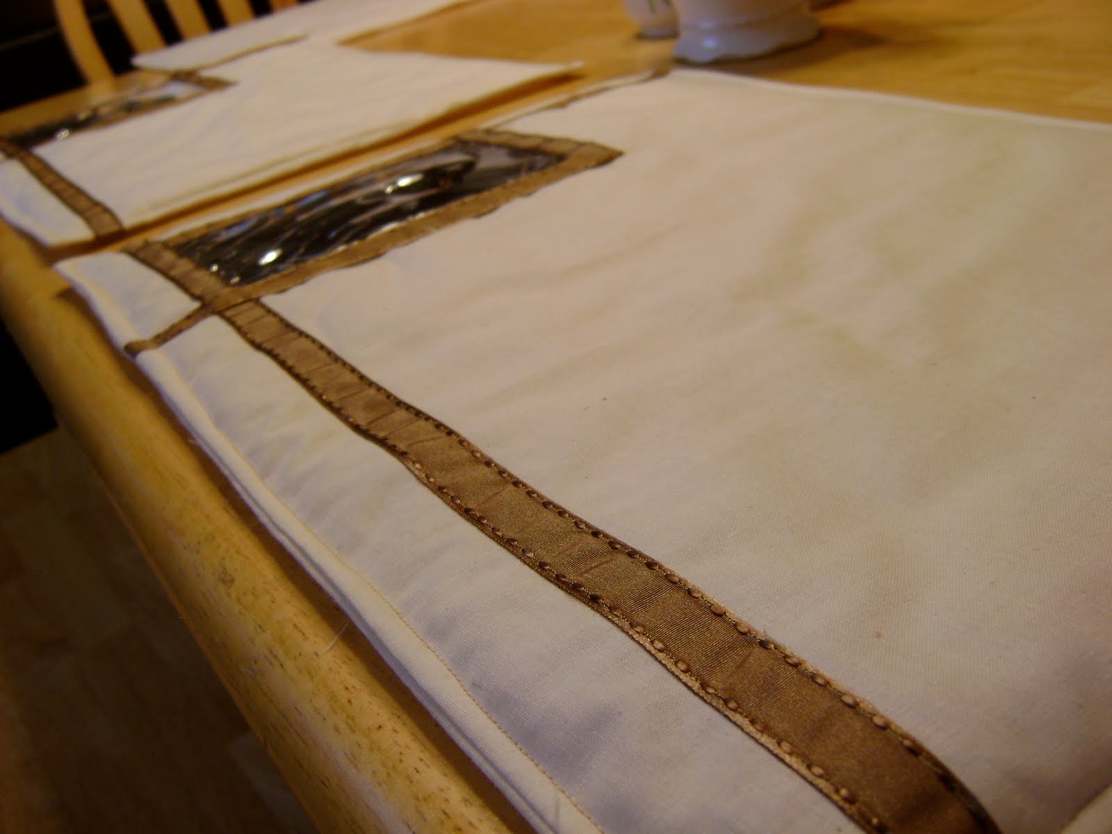 Something Pretty: Picture Place Mats