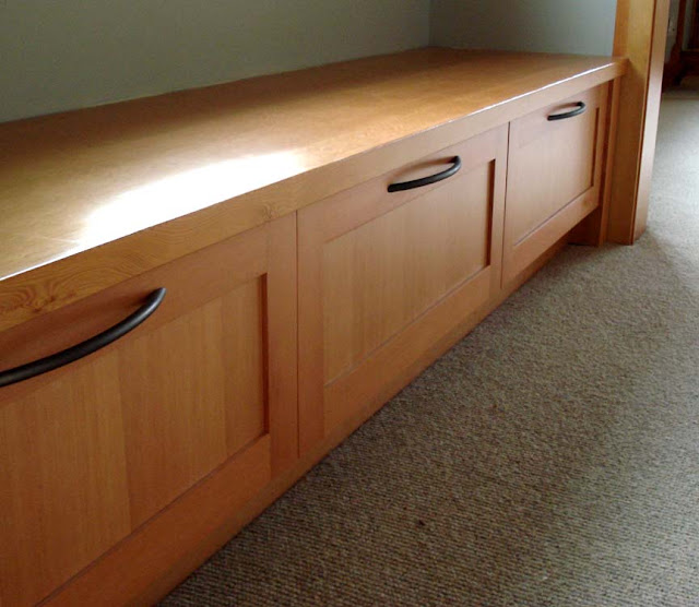 HARDWOOD DESIGN: WINDOW SEAT & DRAWERS
