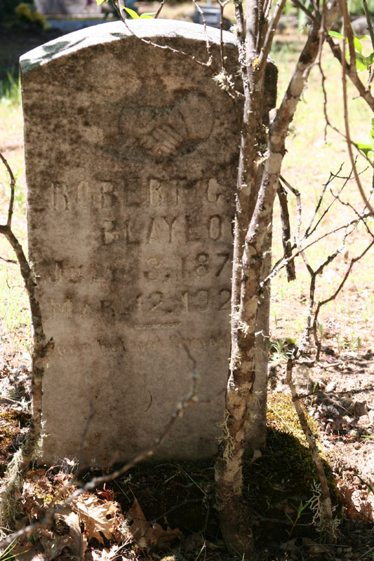 A Morbid Fascination: Trail Cemetery, Trail, Oregon