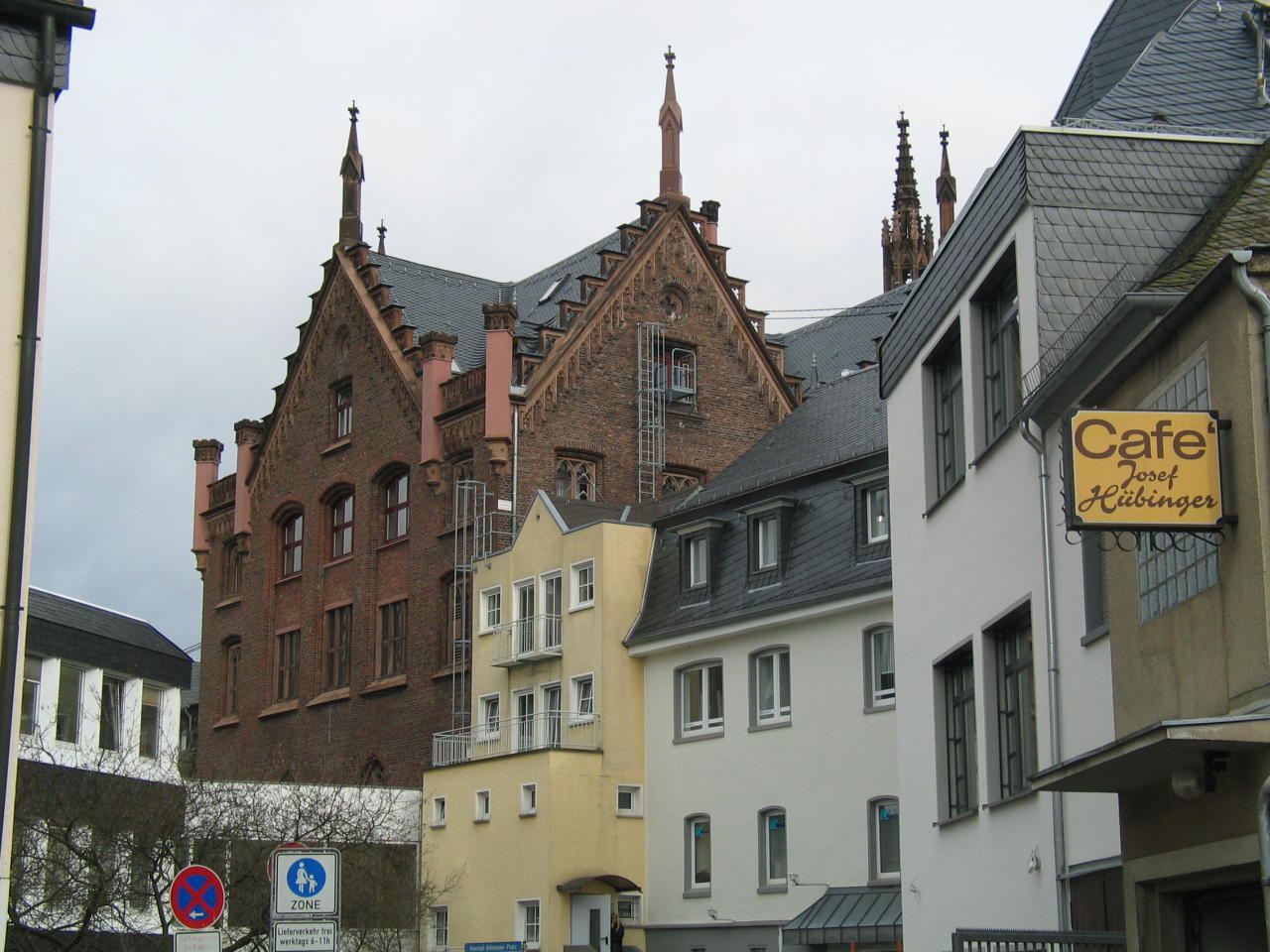 Montabaur: Das rote Rathaus in Montabaur