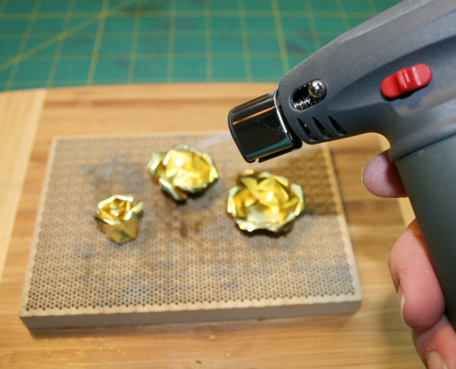 The Paper Trail: It's What's Up Wednesday! for May 5, 2010