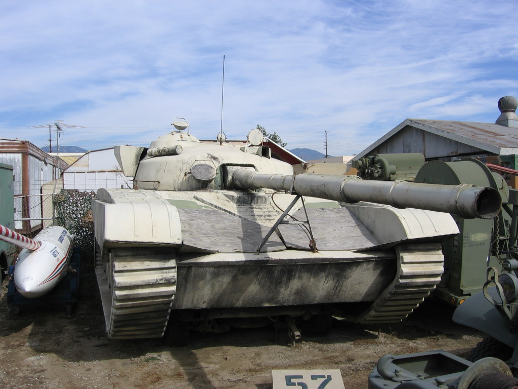 Comida con Basura: Haunted Tank