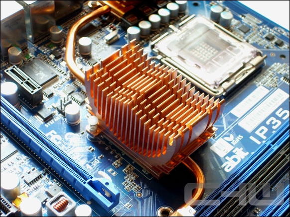 Placa Madre (MotherBoard): El Chipset