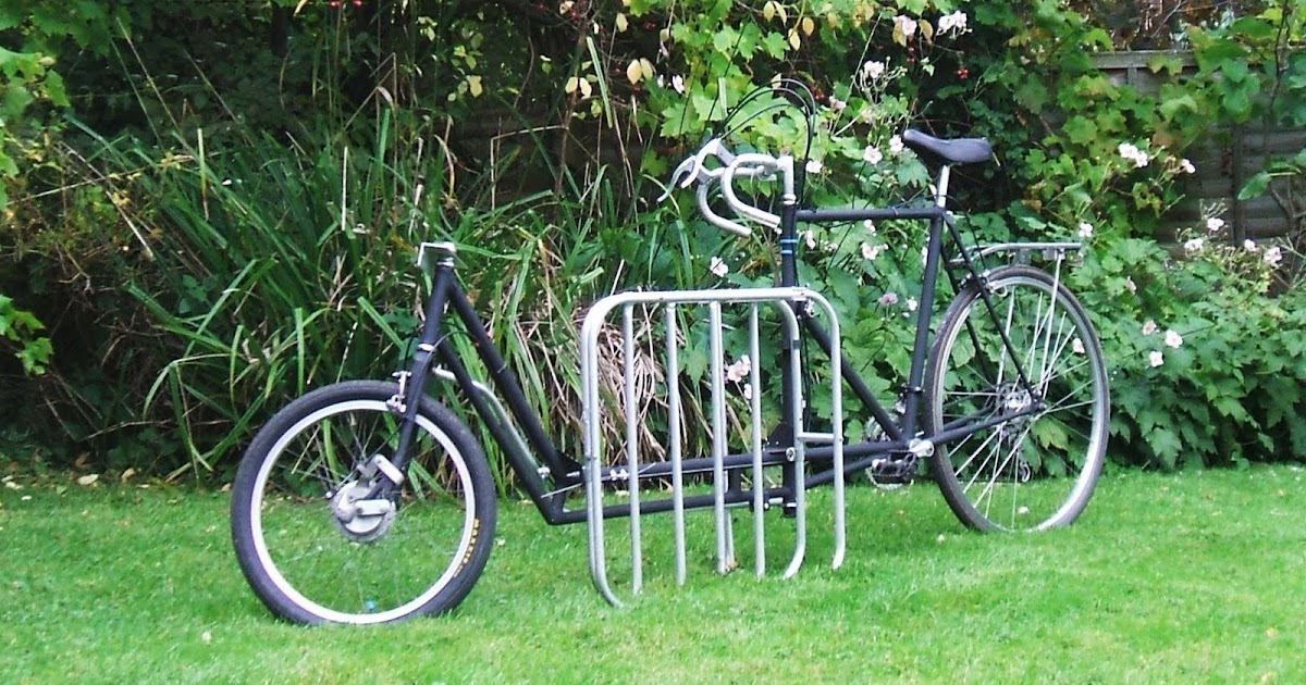 The Life-Sized City Blog: Longjohn Cargo Bike with homemade kickstand