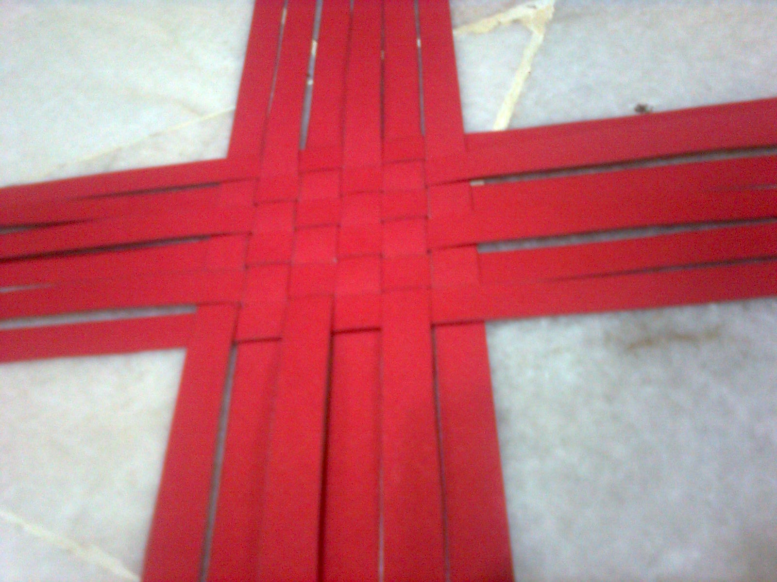 Seni Itu Indah: ANYAMAN TIKAR DARI KAD MANILA