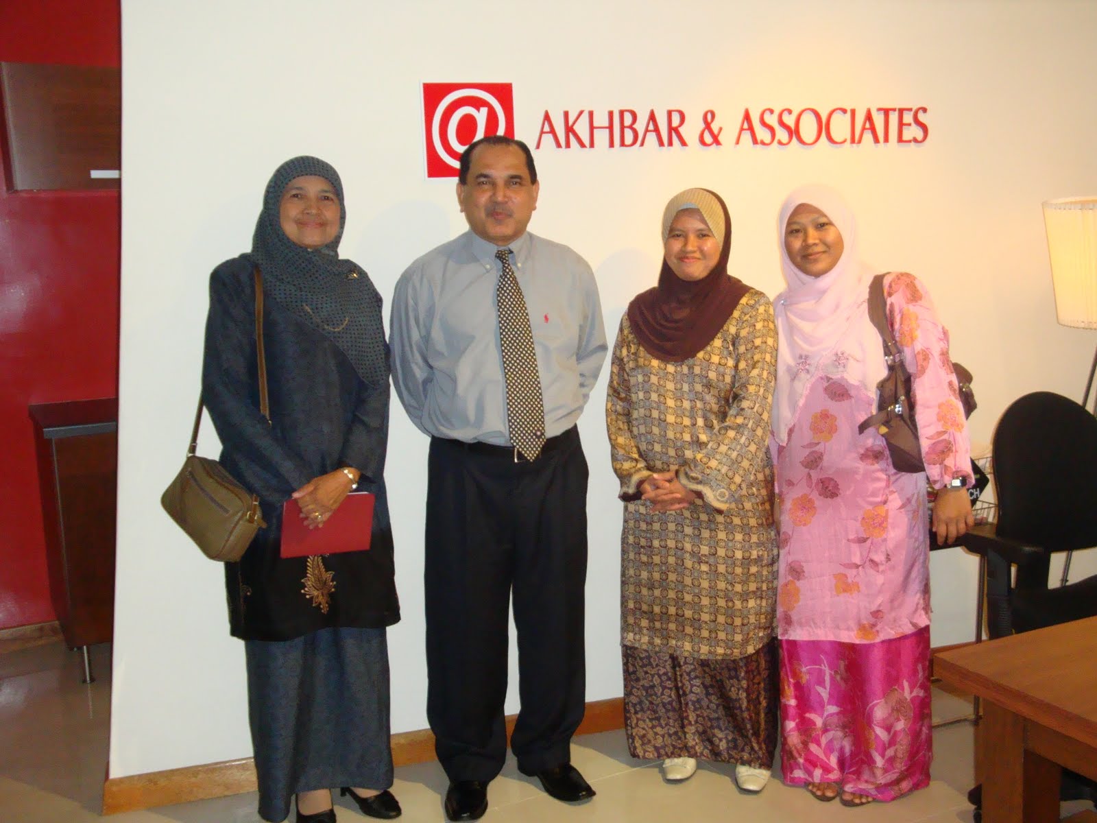 ACCOUNTING RESEARCH INSTITUTE (ARI HICoE) : ARI'S Polygraph Laboratory