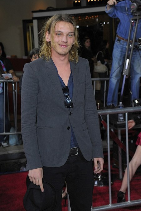 Twilight Hot News: Premiera New Moon