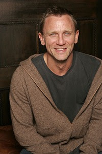 Dead Nurse Walking: Hot Guy Tuesday: Daniel Craig