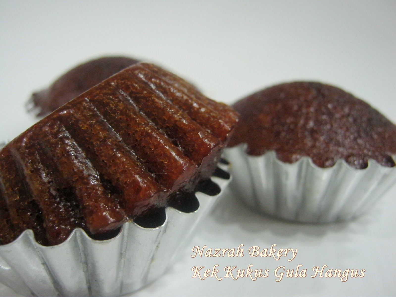 NAZRAH BAKERY: KEK KUKUS GULA HANGUS