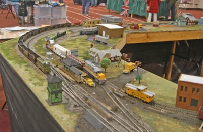 BobbaLew: Tiger-Tracks model train show
