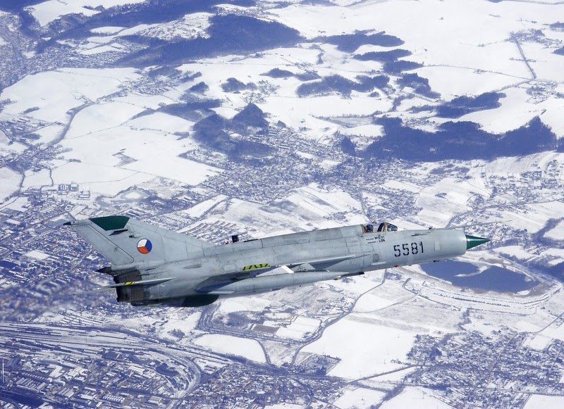 Desarrollo y Defensa: Recordando el MIG-21 Fishbed.