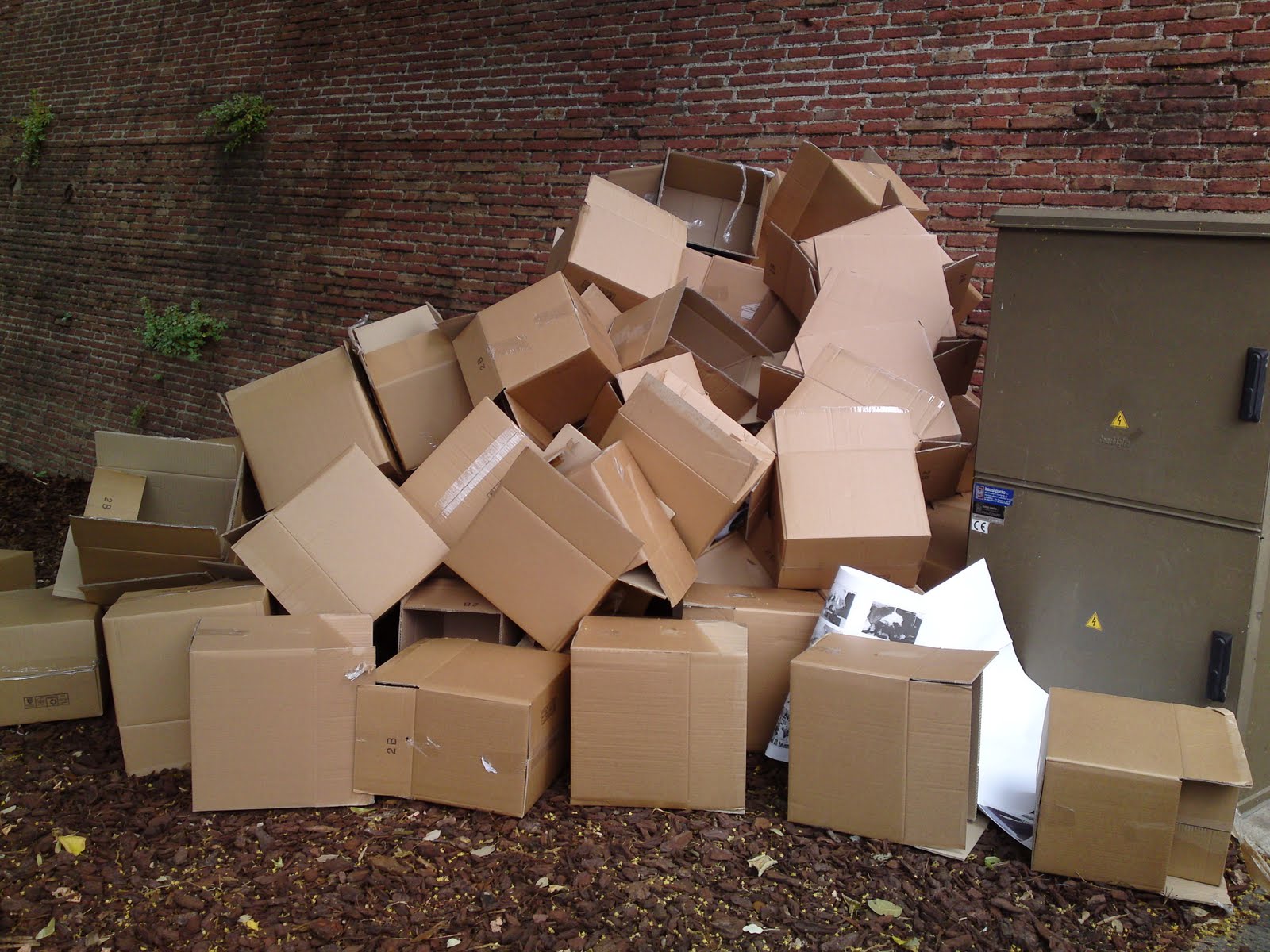 Styling and Salvage: box fascination - a ongoing study of boxes in ...