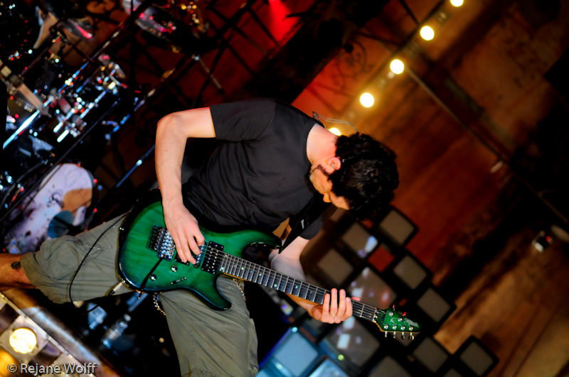 вαn∂α αвє∂nєgo: CELSO MACHADO COMEÇA A GRAVA CD SOLO