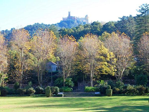ART and ARCHITECTURE, mainly: Pena National Palace near Lisbon: fantasy ...