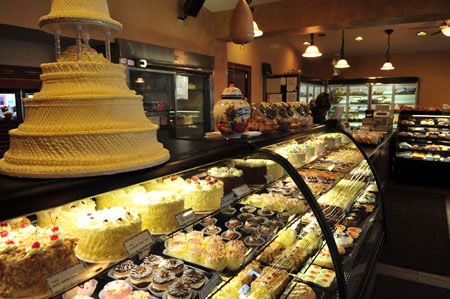 Out And About In The 'Burgh: Lincoln Bakery In Bellevue Celebrates 65th ...