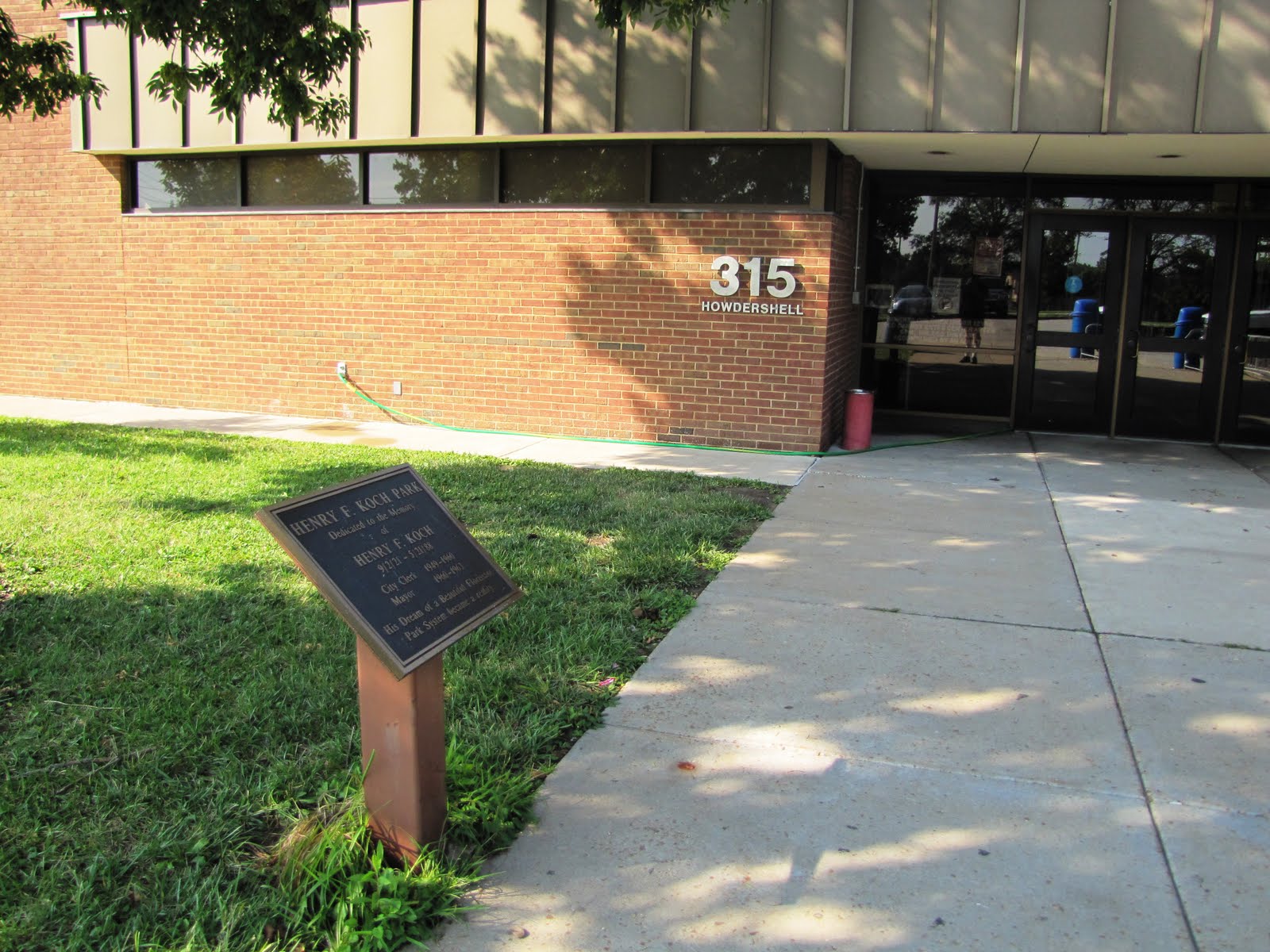 Out and About the Midwest: Florissant's Koch Park, Kennedy Recreation ...