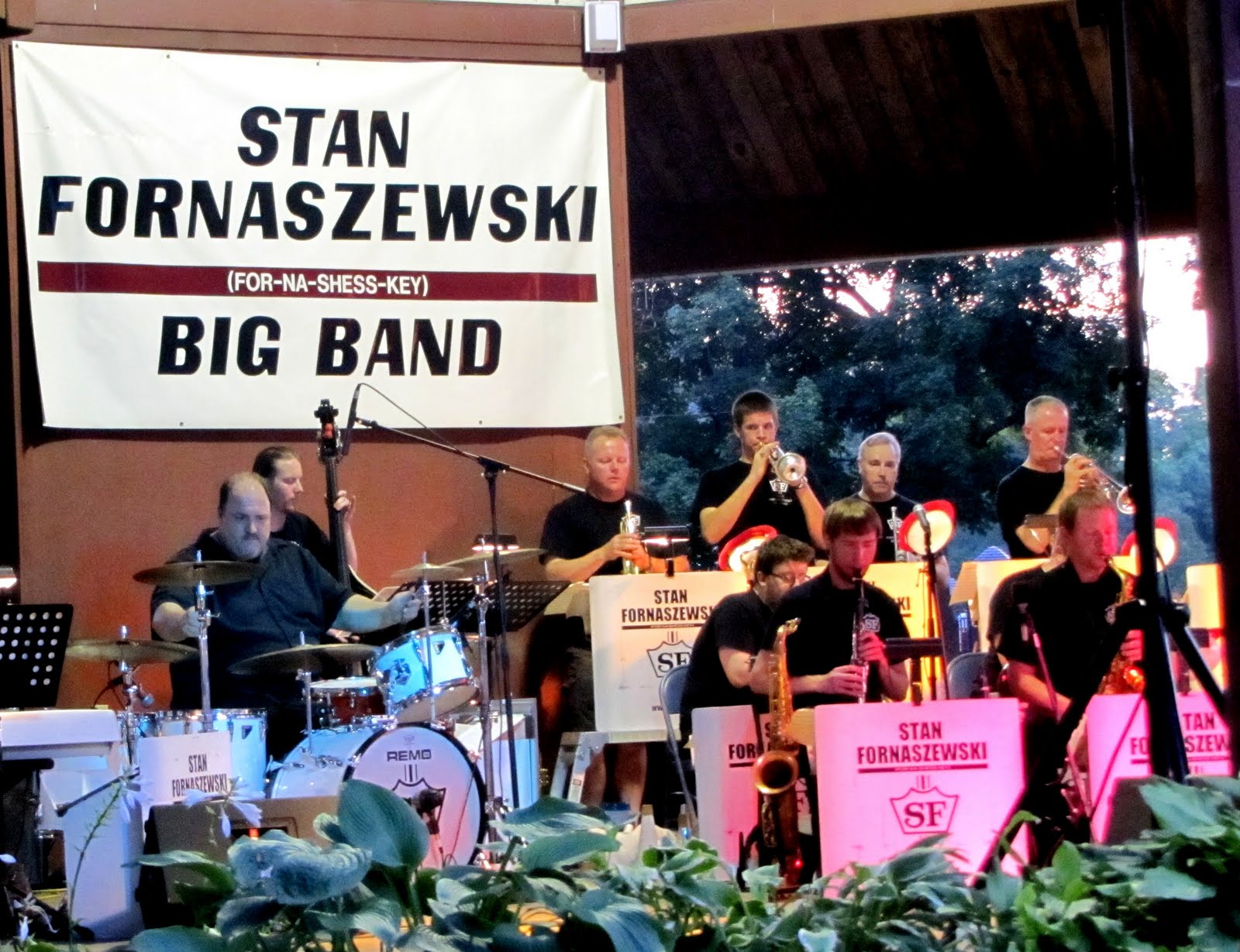 Out and About the Midwest: Stan Fornaszewski Big Band Plays Glenn ...