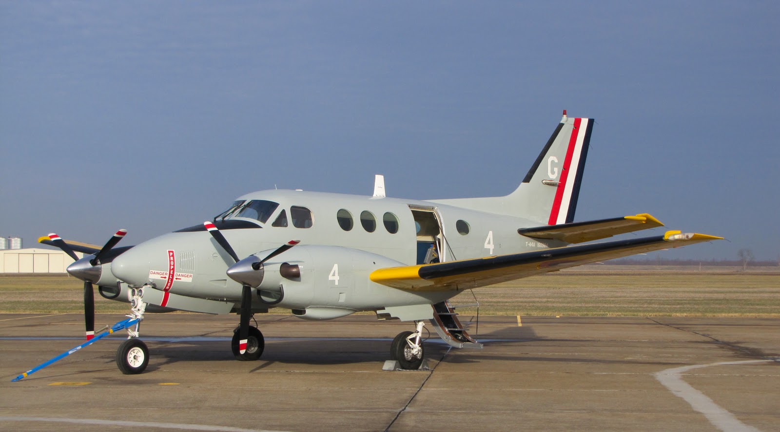 The Aero Experience: Sabreliner Corporation Perryville, MO Facility ...