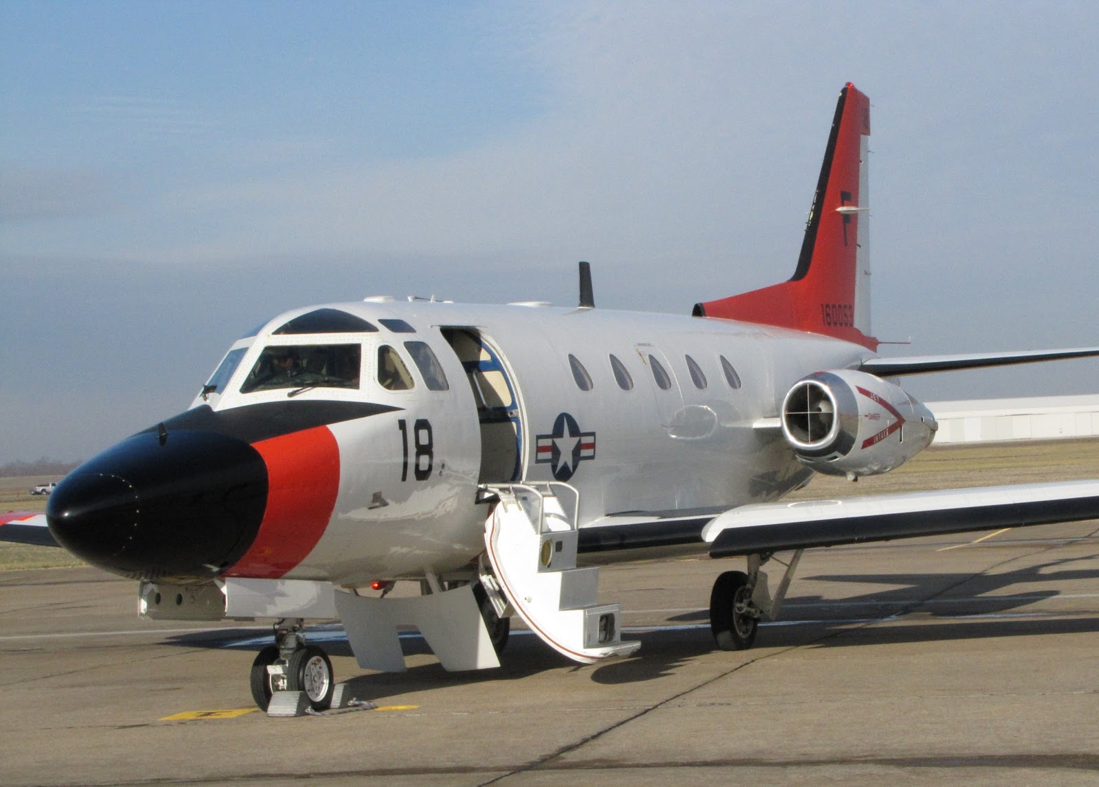 The Aero Experience: Sabreliner Corporation Perryville, MO Facility ...