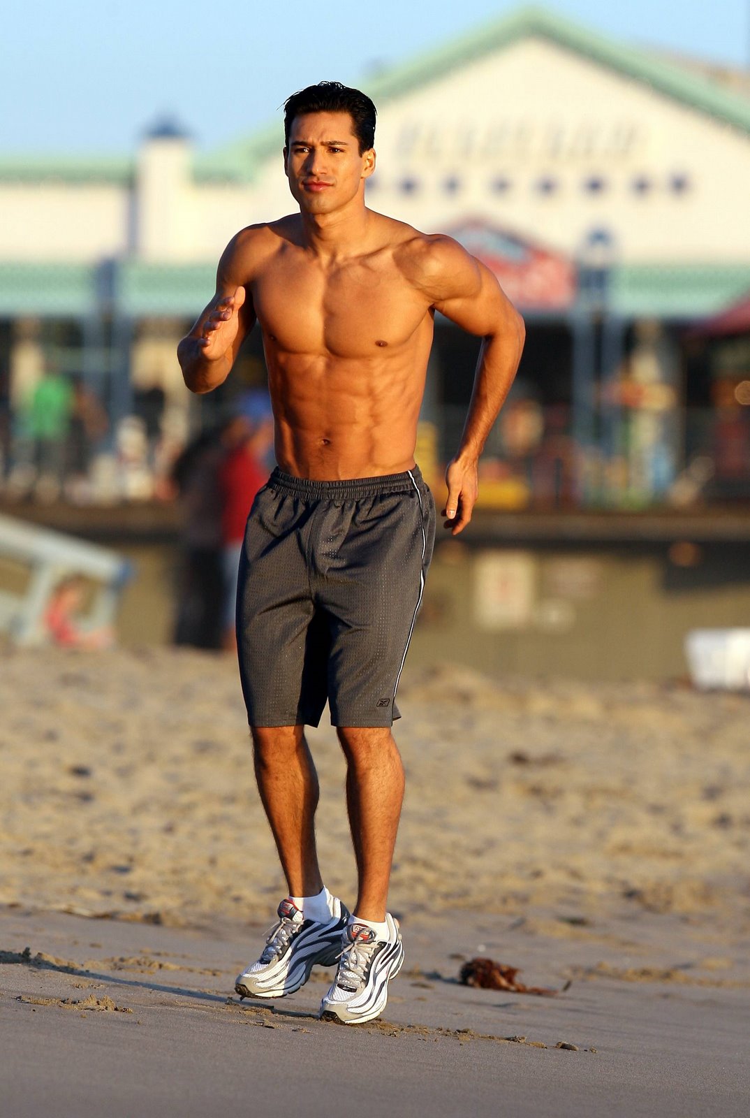 HOT BODYBUILDER AND GYMNASTS BLOG: Mario Lopez (actor)