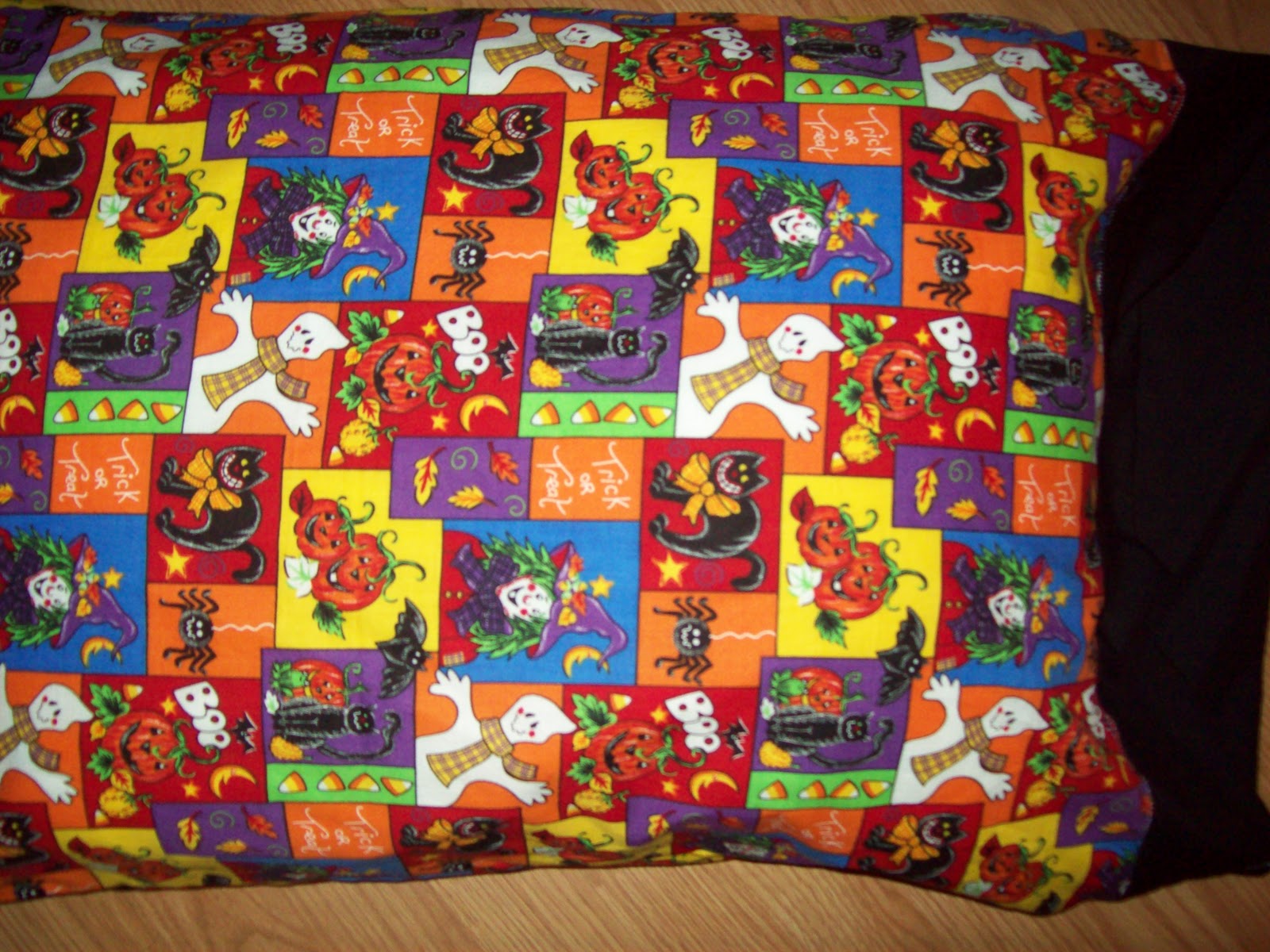 The Paisley Cupcake: Pillowcase Fun