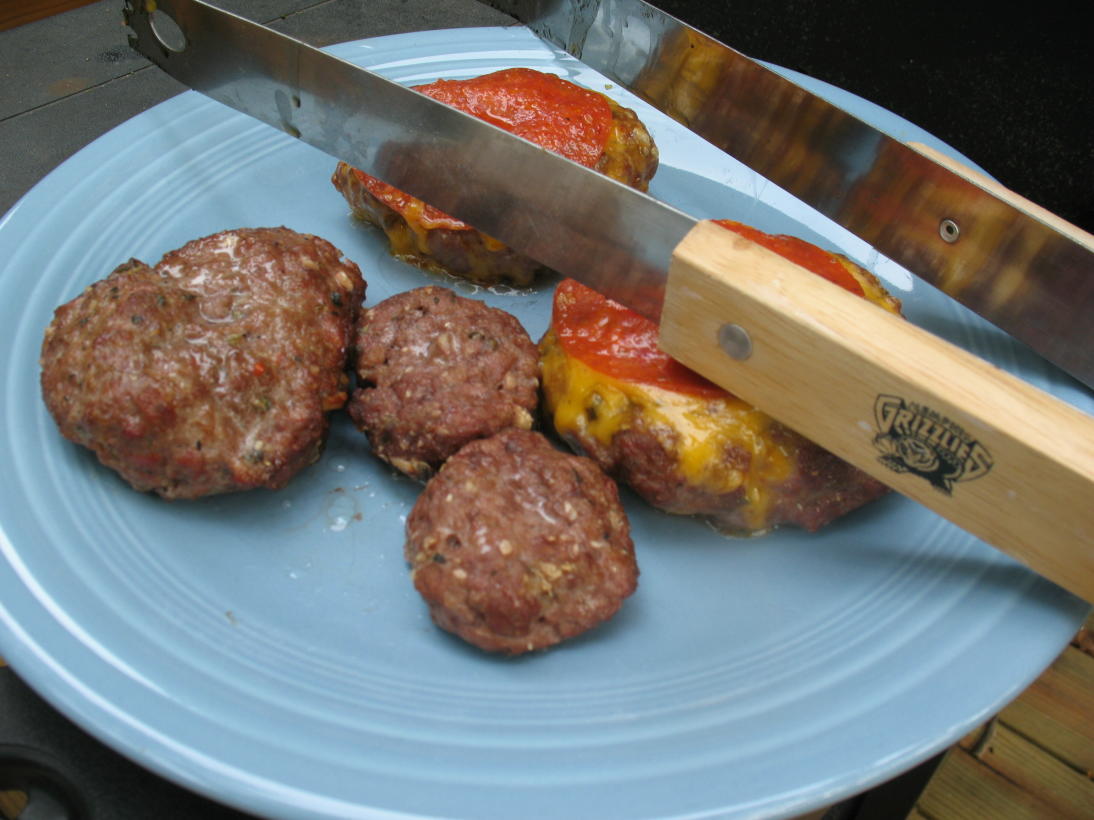 Your baby eats WHAT?!: Burgers for babies-- baby-led weaning hamburger ...