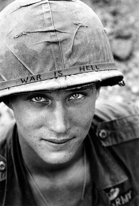 Iki Mencu: "Vietnam War" Iconic Moments - Rare Photo Collection...