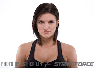 Low Kick: Gina Carano