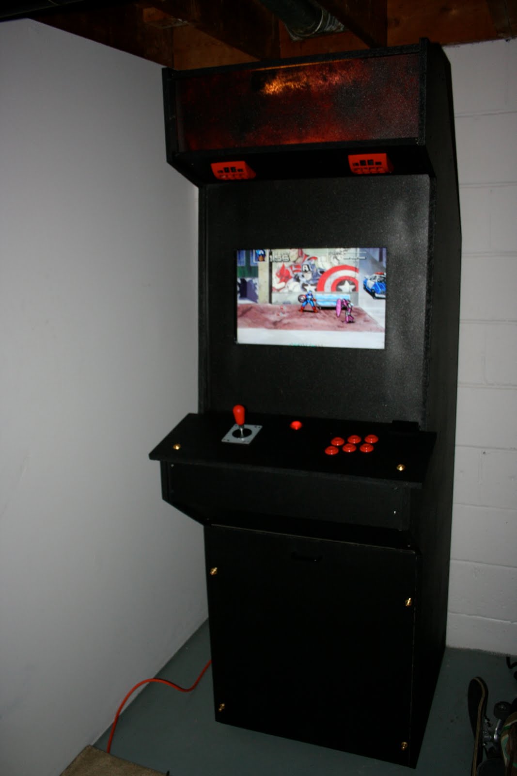PERALTA COMPUTER SERVICES & XBOX GAME STATION™: Arcade Cabinet