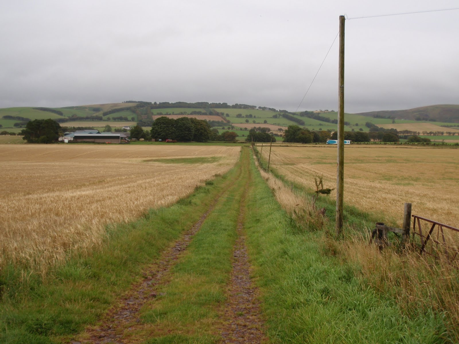On the Way to Stornoway: Stage Twenty-Nine: Melrose to Oxton