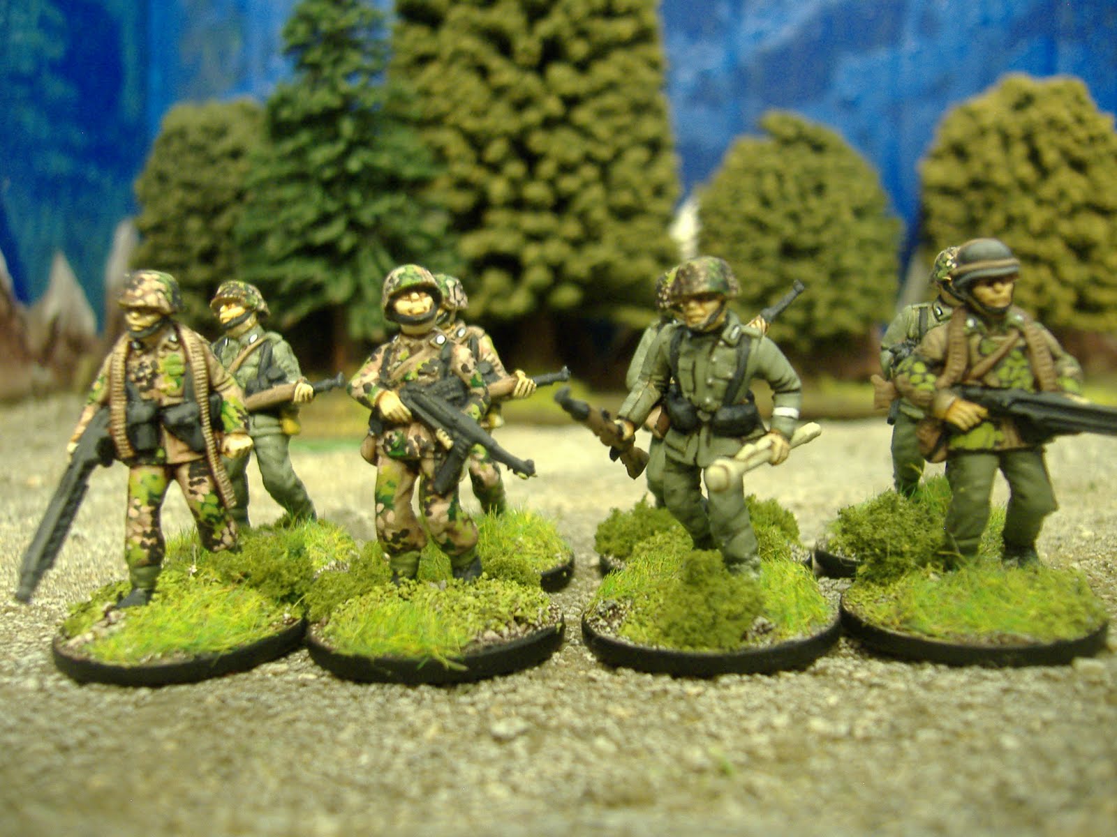 Jon's wargames minis: First panzer grenadier battalion for rapid fire