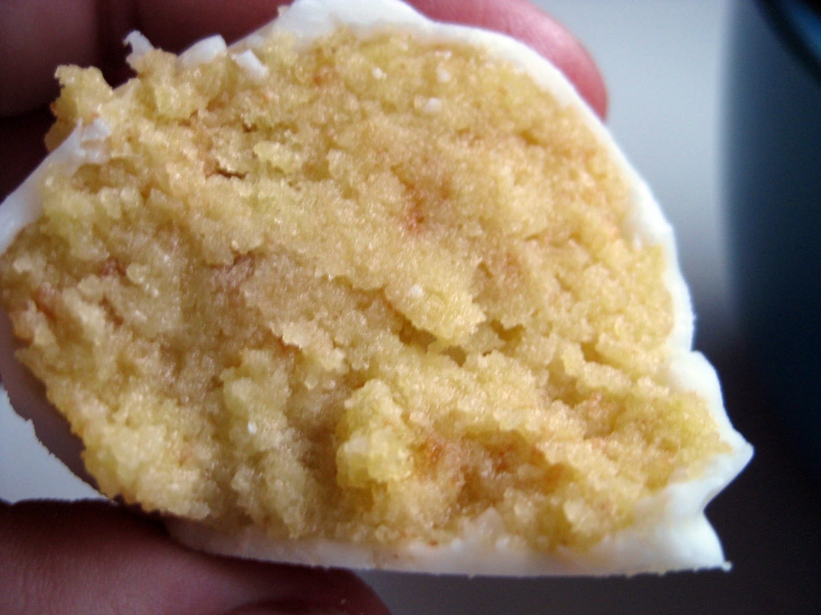 fuzz food: lemon cake balls