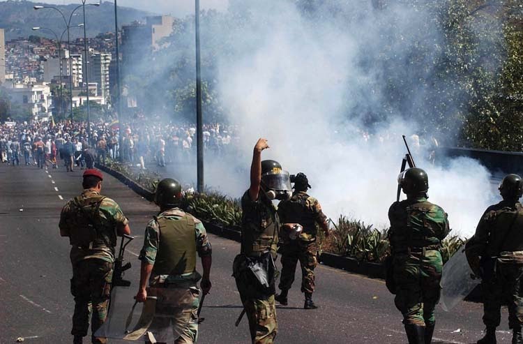 Magazine Expresión Latina: Prohibido olvidar 11 de Abril del 2002