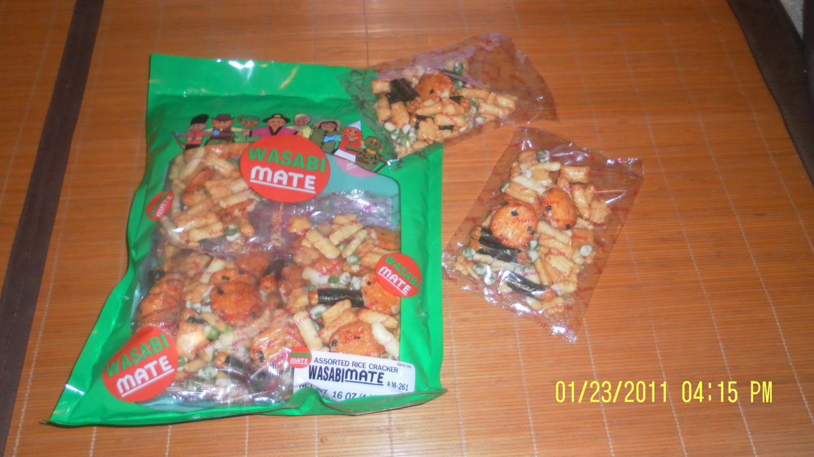 My shopping card: Wasabi Mate asssorted rice cracker