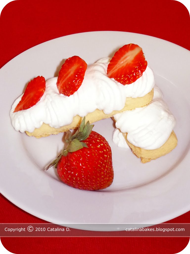 Catalina Bakes: Rakvicky (Little Coffins)