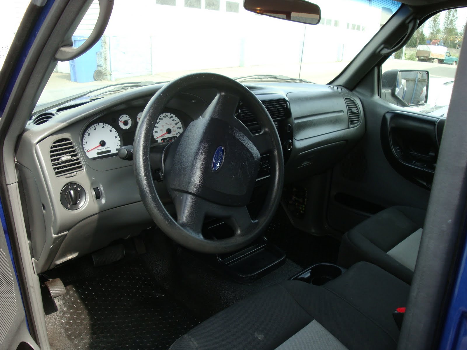 Mundies Wholesale Liquidation Centre: 2007 FORD RANGER SPORT EXTRACAB